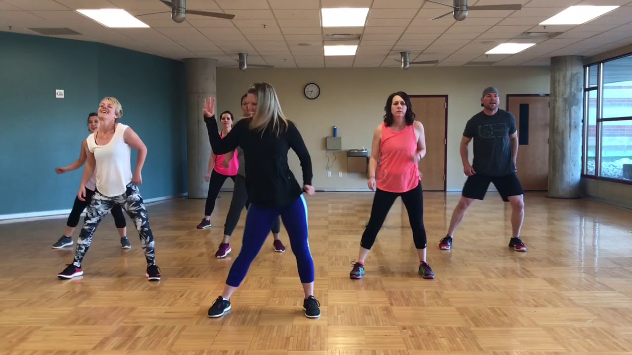 Little More- ZUMBA MM 63- Putzgrilla ft. IamStylezMusic - YouTube