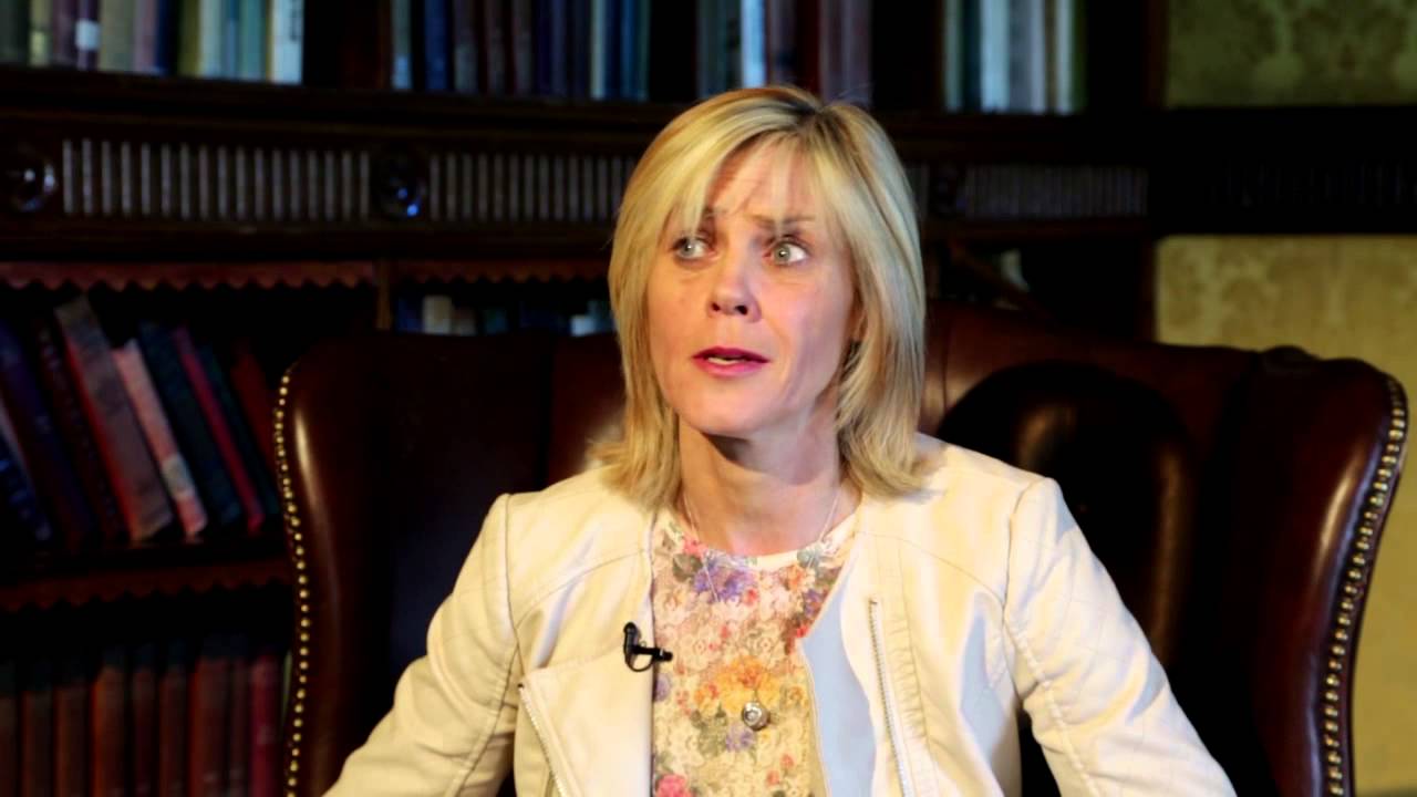 Kreativ Dental Clinic Reviews - Debbie Parks - YouTube