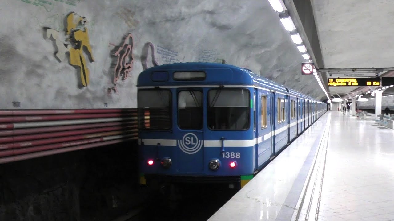 Rissne tunnelbanestation - YouTube