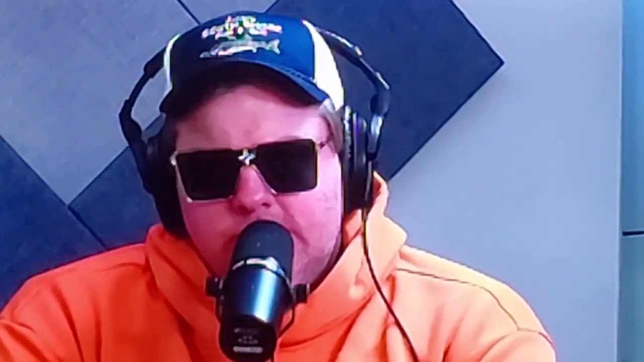 Tim Dillon the big pumpkin 🎃 - YouTube