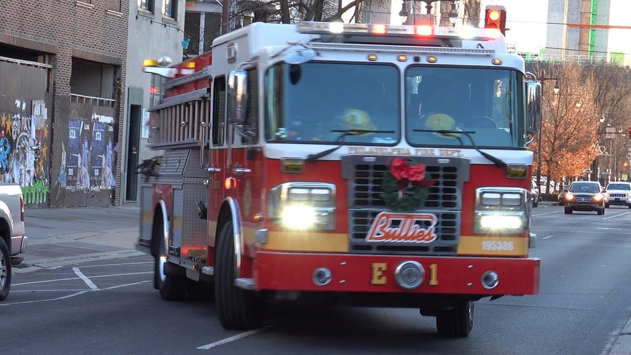 Philadelphia Fire Department Engine 1 Responding - YouTube
