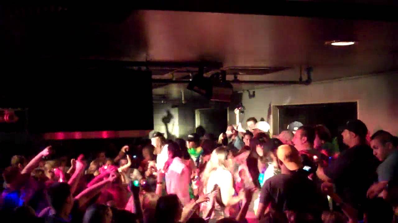 DJ KIRK LOPEZ @ DJAIS / HUNKA BUNKA REUNION 8/7/2010 - YouTube