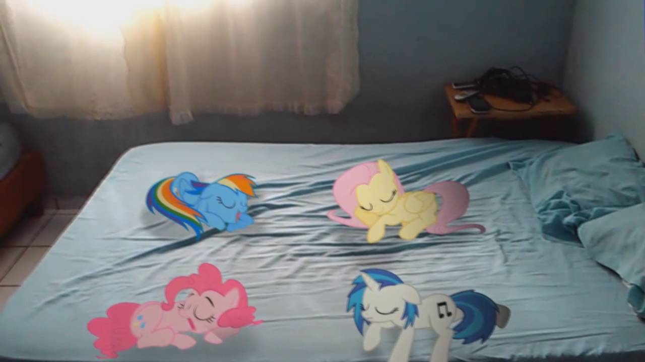 Ponies on my bed (MLP in real life) Remaster - YouTube