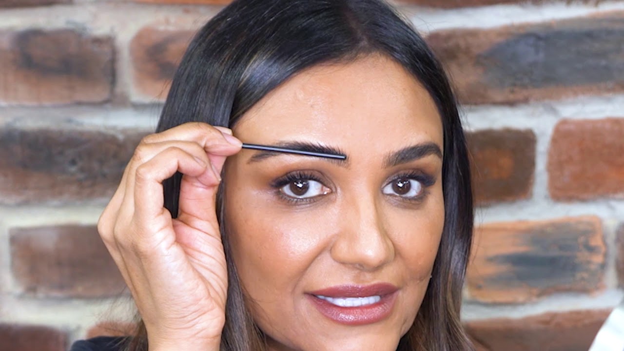 How to use the EyebrowQueen Brow Fix with Nilam Holmes | Tutorial - YouTube