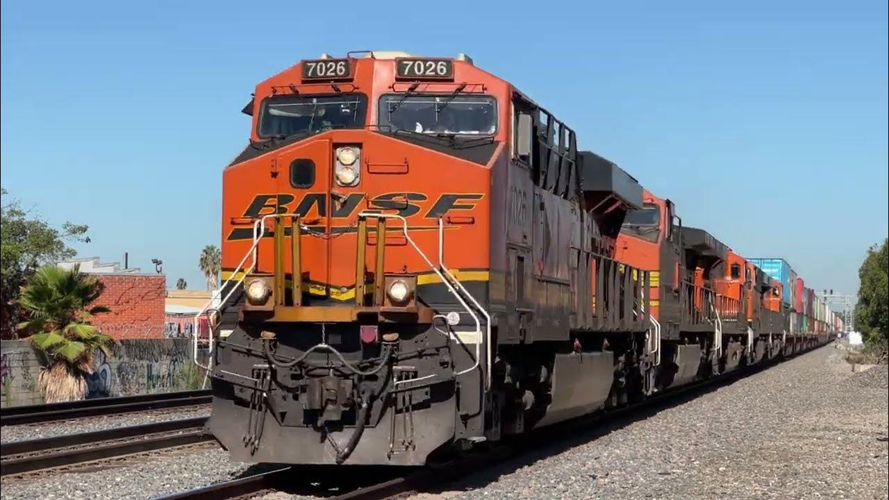 Heavy BNSF Freight Train Action in Santa Fe Springs! - YouTube