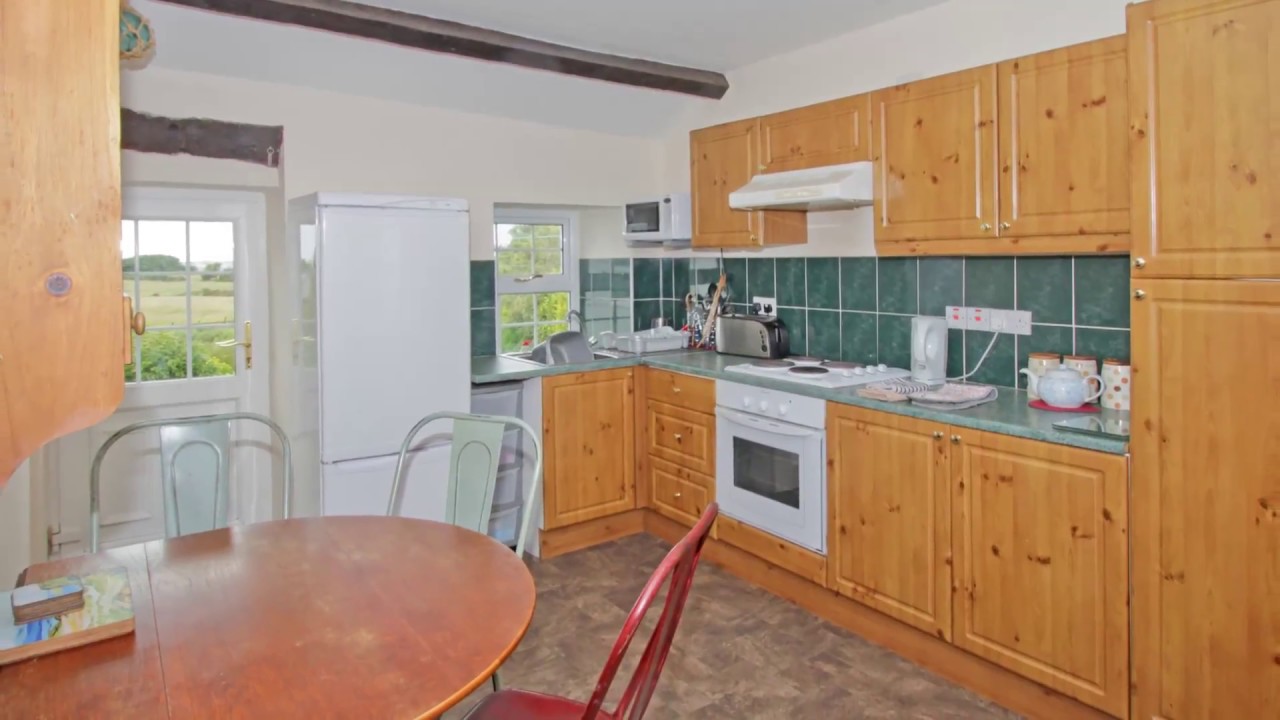 Tyn Y Mynydd, Mynydd Bodafon, LL71 8BL - YouTube