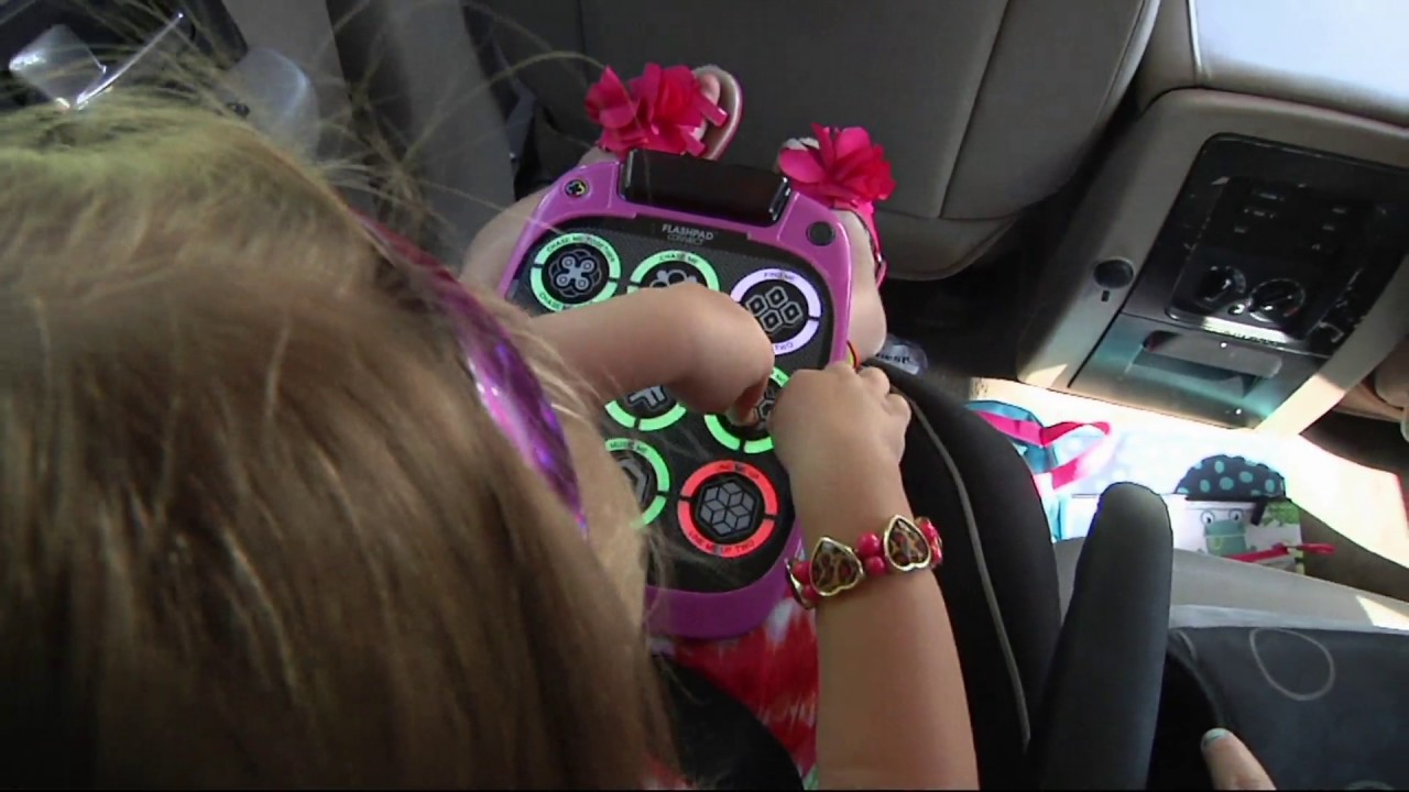 FlashPad Connect Set of 2 Touchscreen Games w/Lights on QVC - YouTube