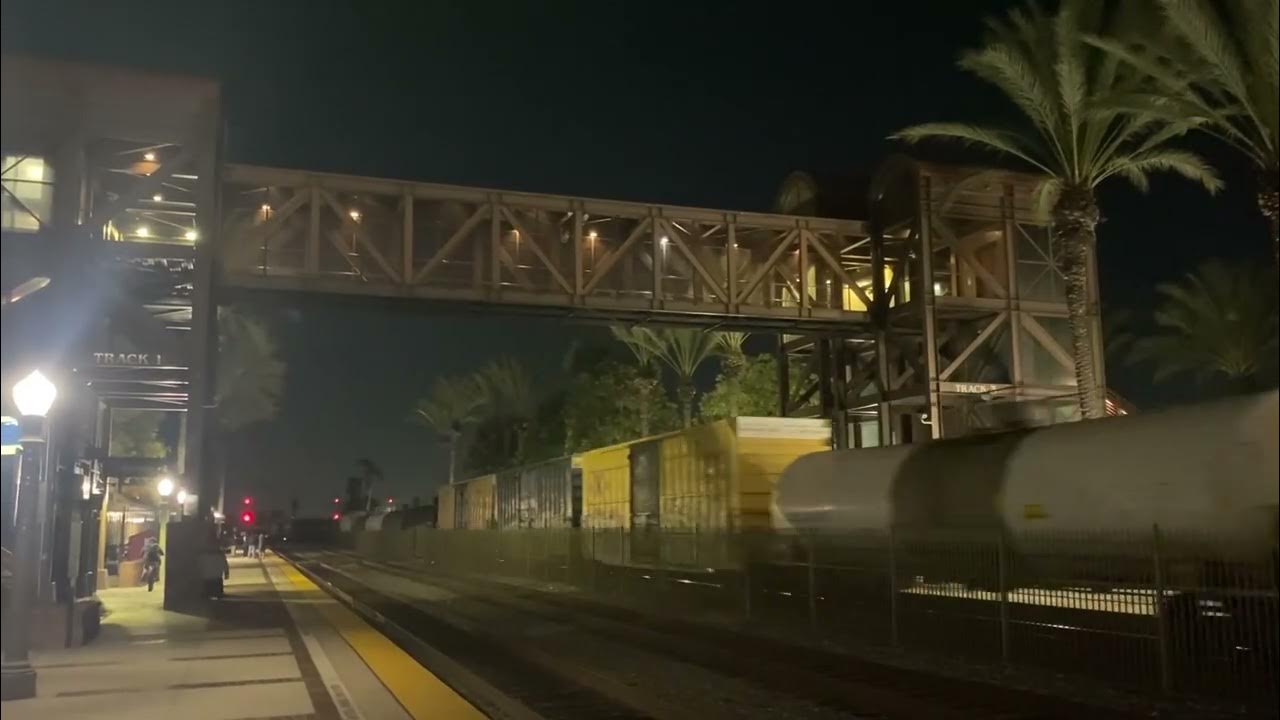 BNSF W/B H-BARVRN going through Fullerton station 02/08/2025 - YouTube