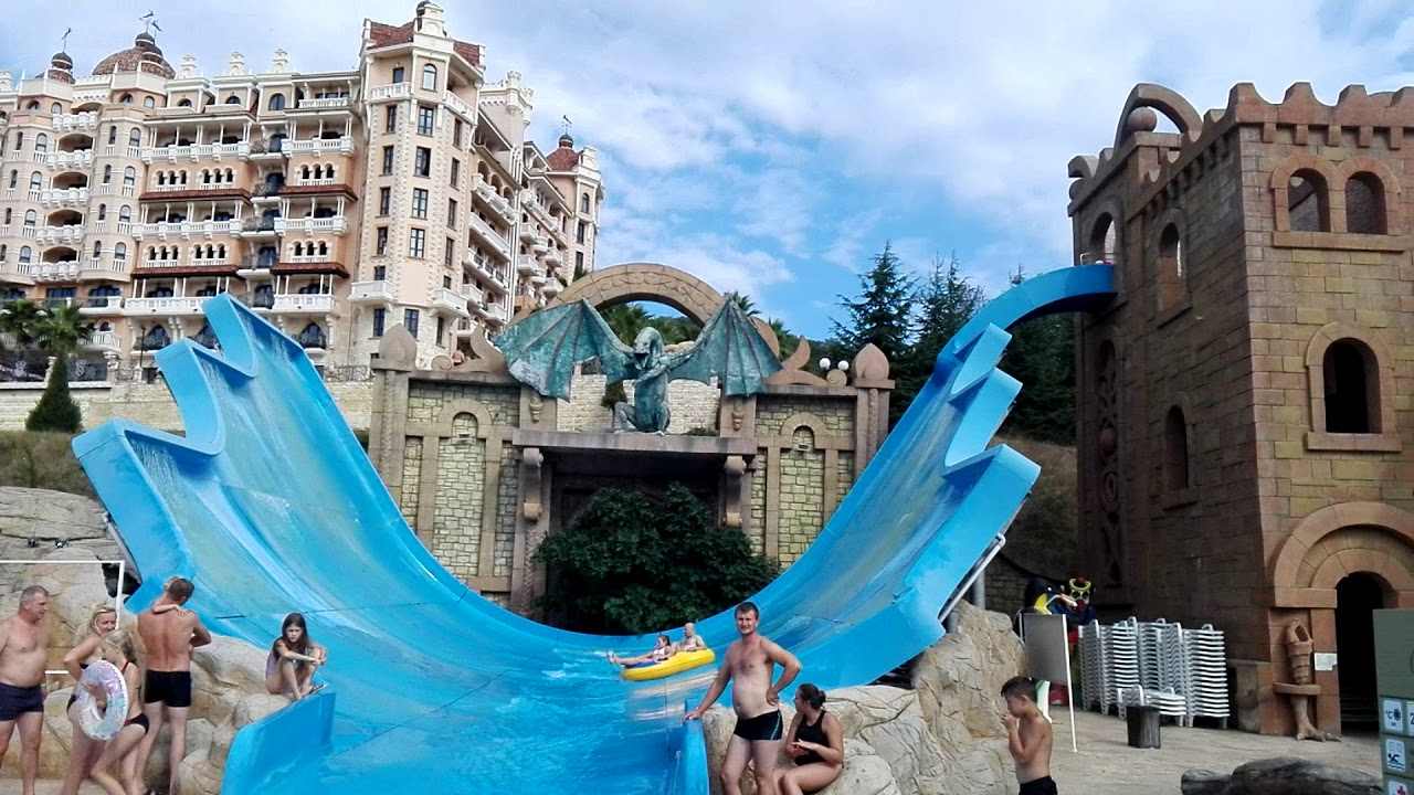 Parcul acvatic Atlantida Royal Park Elenite Grațiela și Daniel Budeanu ...