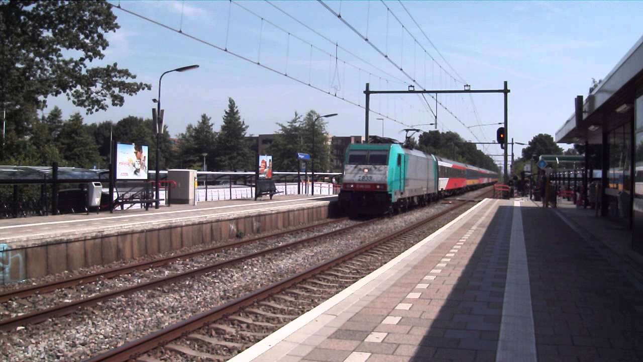 NMBS 2833+ IC Brussel komt langzaam door Etten-Leur - YouTube