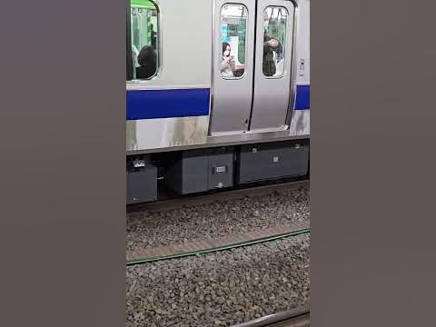 E531系K409編成の新造先頭車(クハE531-17 2代目)。床下や車体がめっちゃ綺麗です。 - YouTube