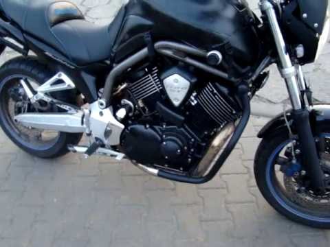 Yamaha Bt 1100 Bulldog Custom short exhaust - YouTube