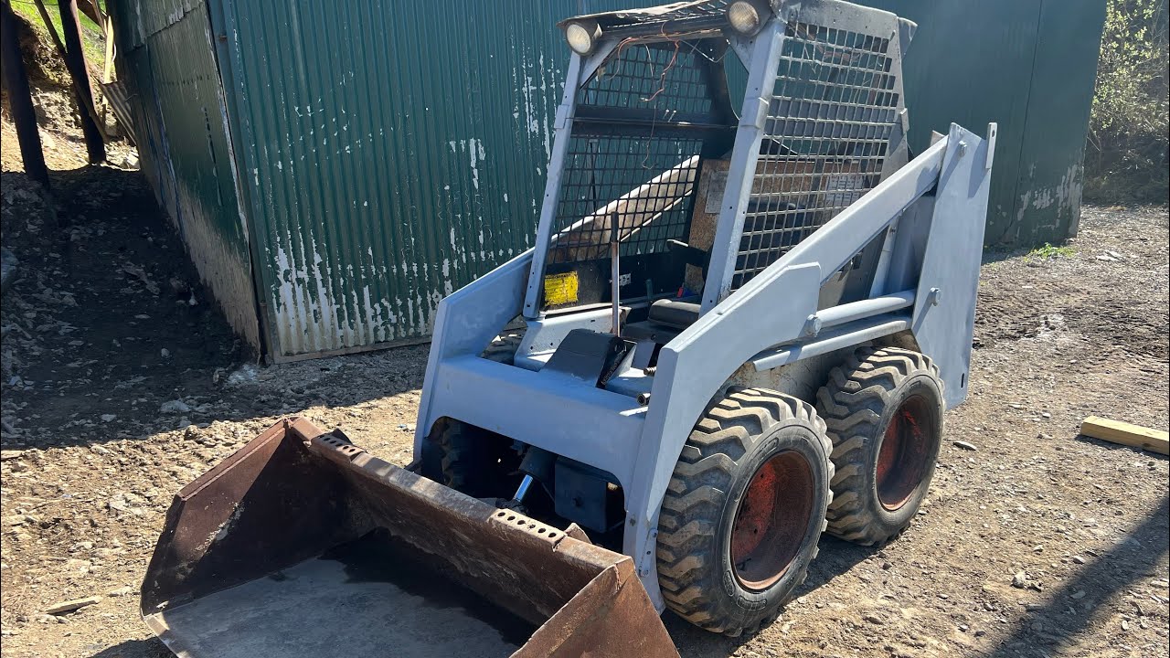 Cheap Bobcat 631 1977 Skid Steer #4. Make a wall and then get back to ...