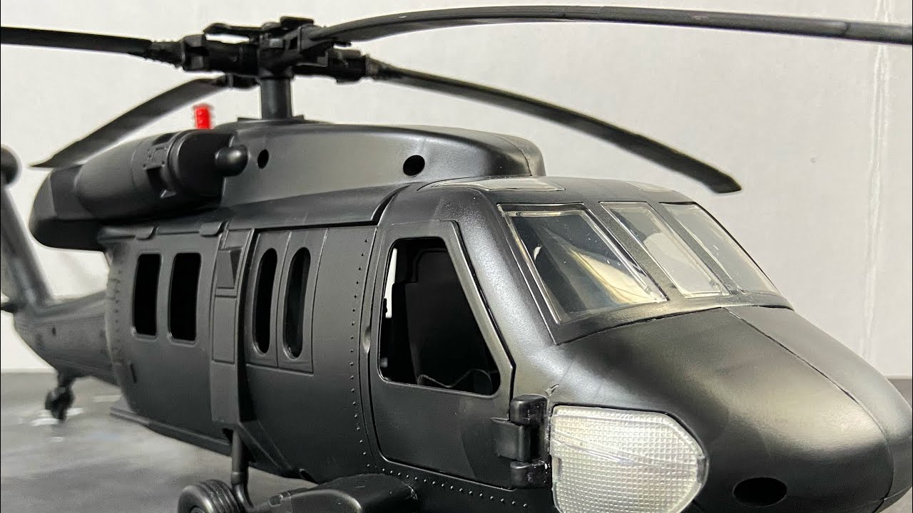 Click N Play Blackhawk Helicopter - YouTube