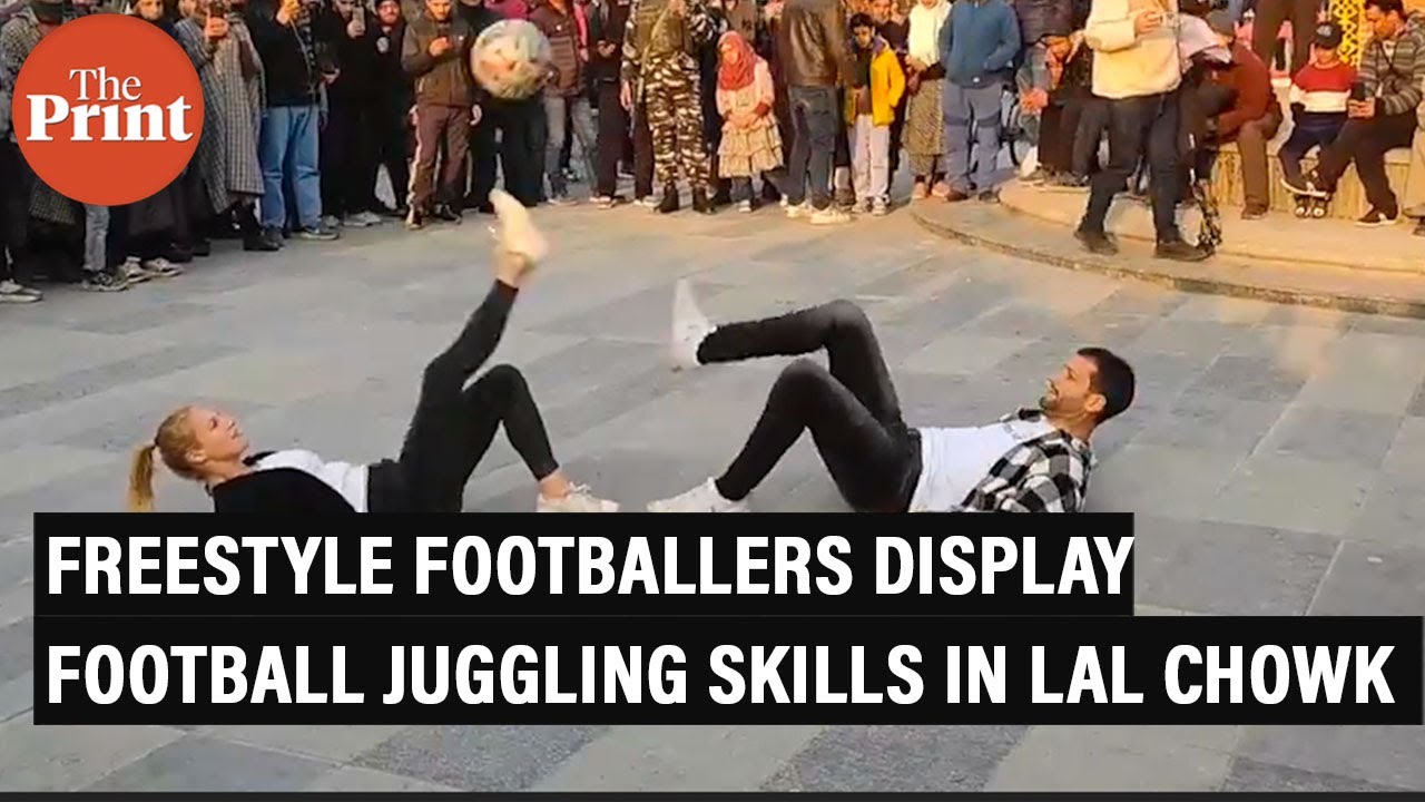 Freestyle footballers Aguska and Patrick display football juggling ...