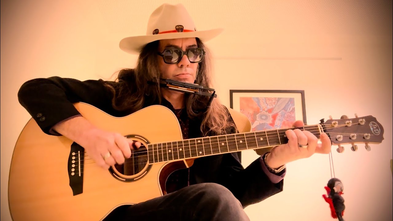 This ol' hat -based on "This ole house" by Stuart Hamblen/Shakin ...