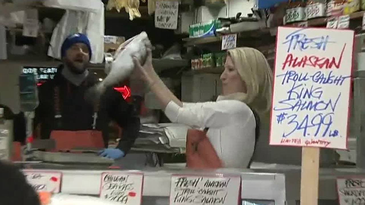 Jamie Edmonds catches fish to bring Lions playoff luck in Seattle - YouTube