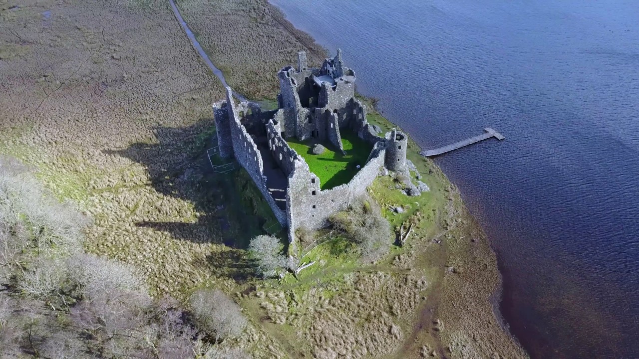Kilchurn Castle 4K! - YouTube