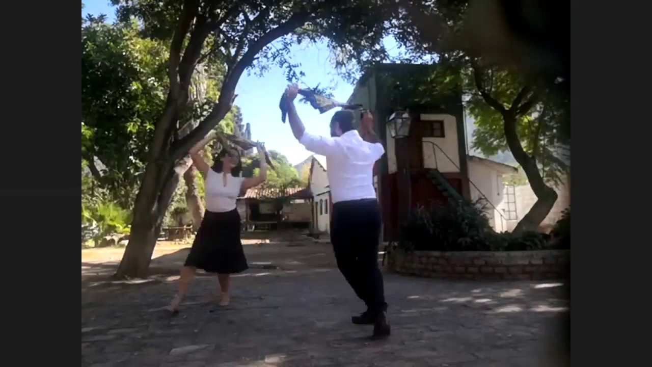 Mario Martinez y Victoria Matta - Hija del río (cueca cuyana) @Peña del ...