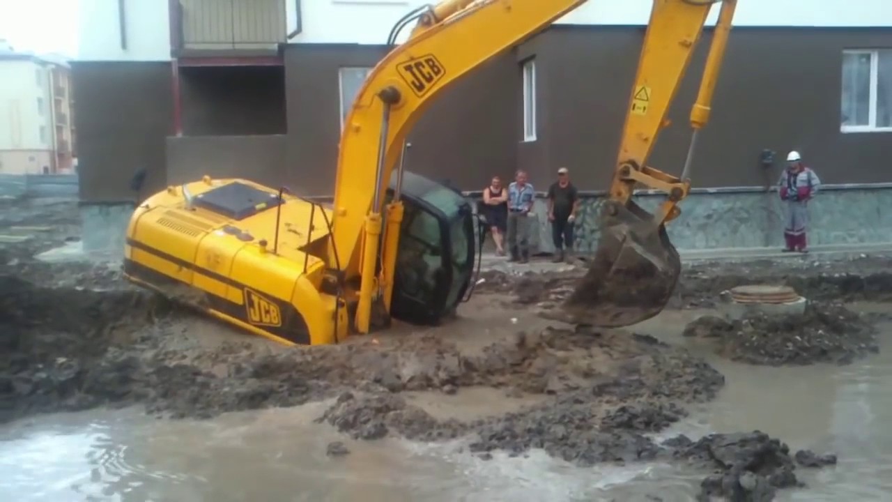 amazing excavator JCB stuck in deep mud and try recovery by your seft ...