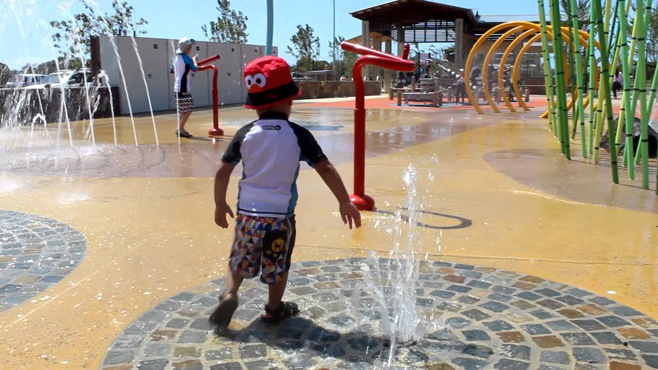 The Yuan's Travel Diary #1 - Water park fun in Werribee - YouTube