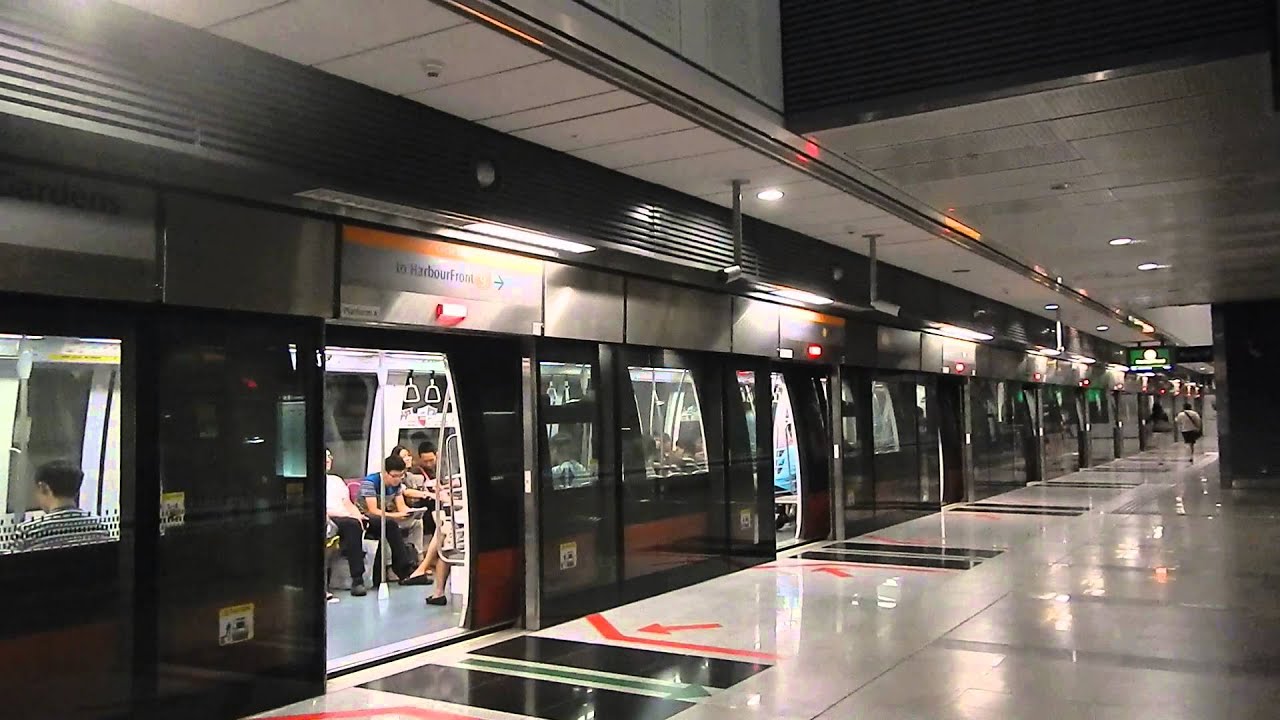 SMRT: Alstom Metropolis C830 [827] @CC19 Botanic Gardens (→Harbourfront ...