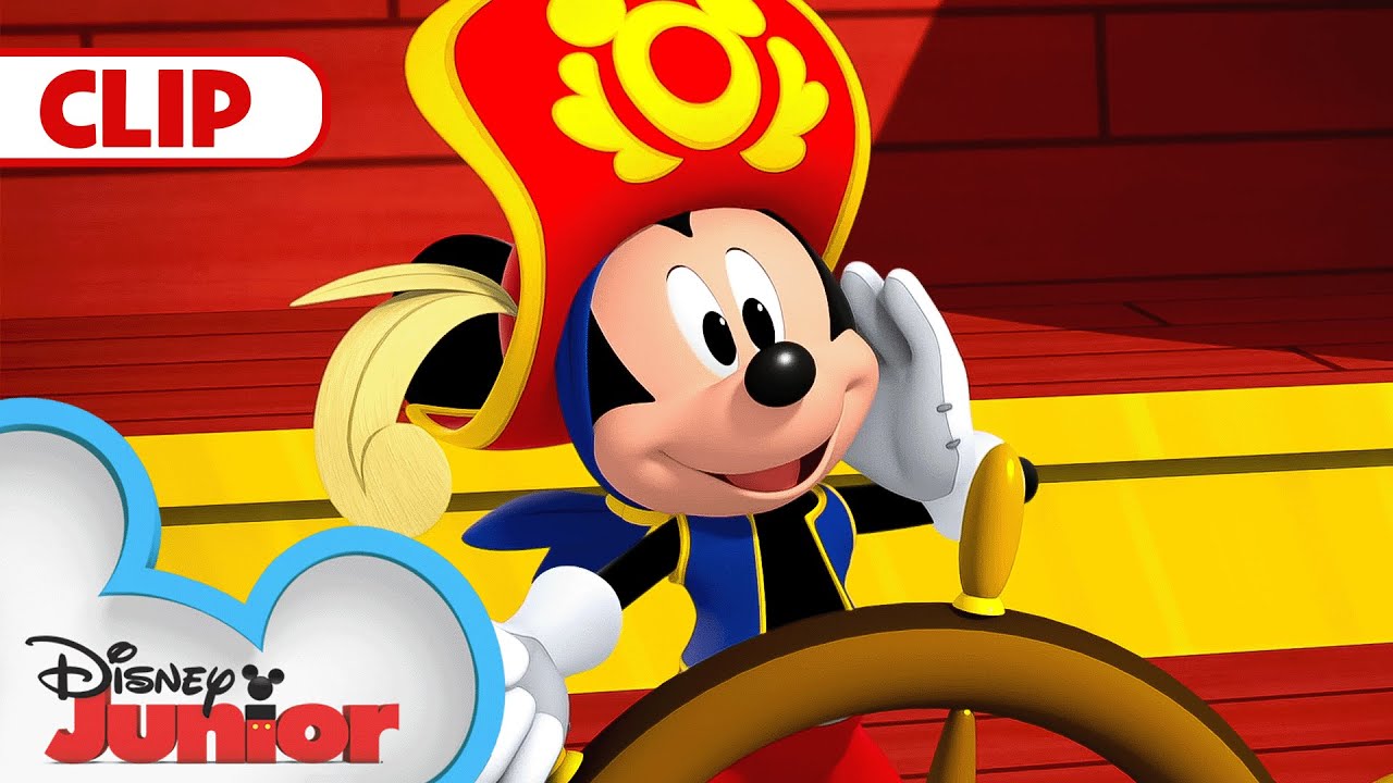 Seas the Day! | Mickey Mouse Funhouse | @disneyjr - YouTube