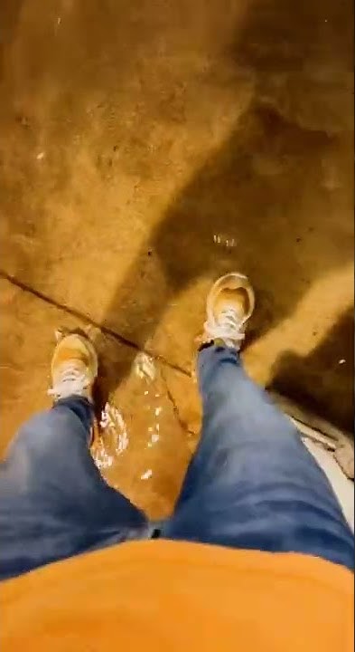 Flooded Bathroom Toilet Spraying Water - YouTube