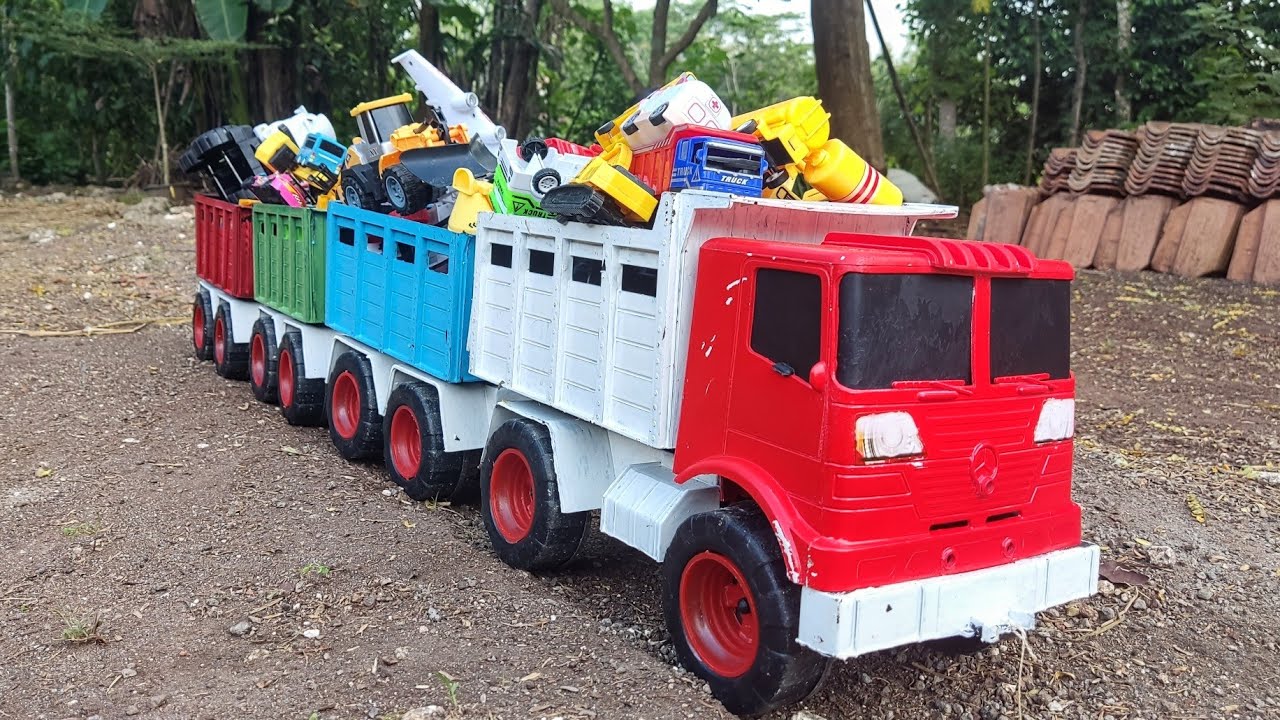 Mobil Truk Tronton Gandeng Angkut Mobil Mobilan, Mobil Balap, Truk ...