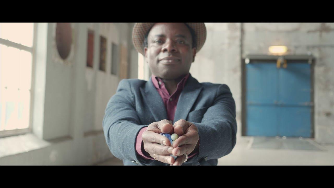 Ongekende Liefde - Vamba Sherif - YouTube