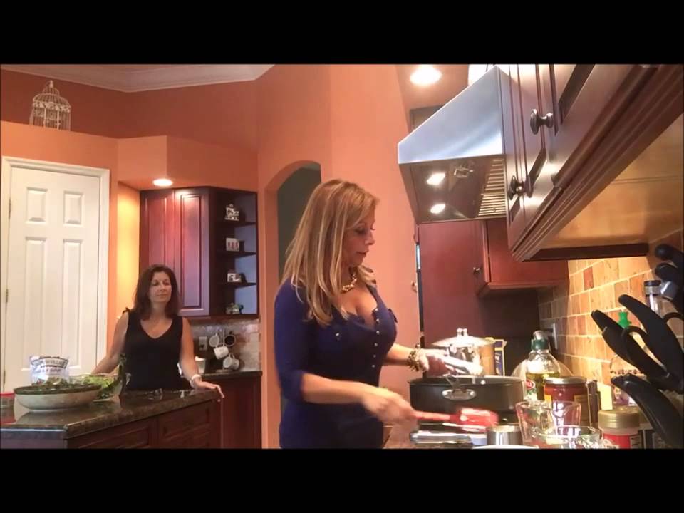 Foodie Friday on the Road with Greg Downs - YouTube