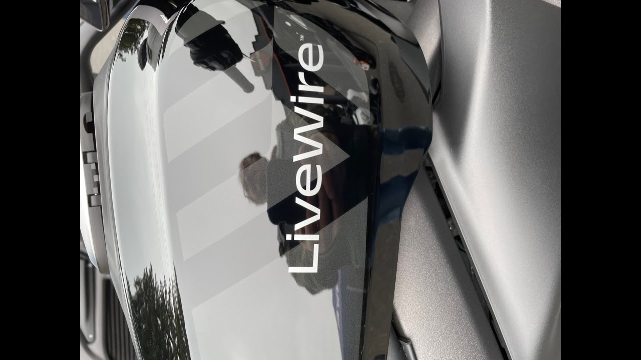 Live Wire One Electric Motorcycle Demo at Day Sonoma County Harley ...