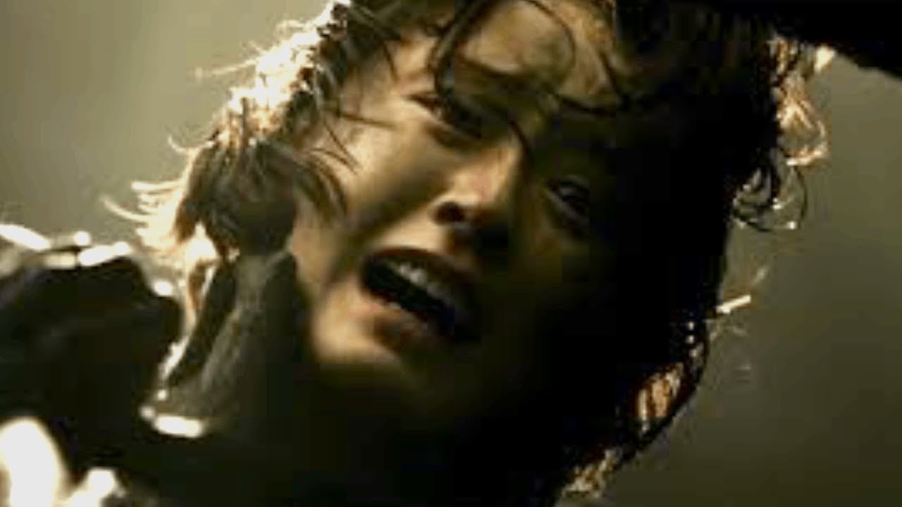 Manhole (2014) Film Explained in English | MOViE Reaction - YouTube