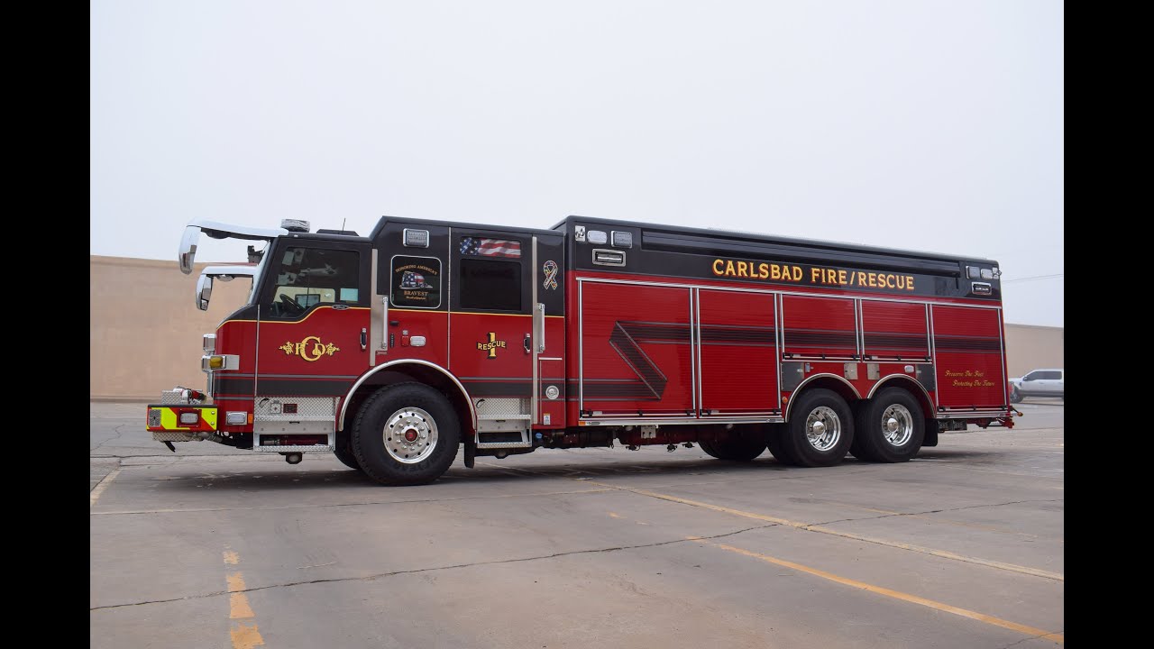 Truck Walk Around: Carlsbad Fire's Heavy Duty Rescue - YouTube