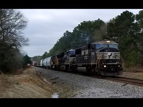 NS 192 NB with ex-Conrail SD60I 6720 leading & nice RS3L - YouTube