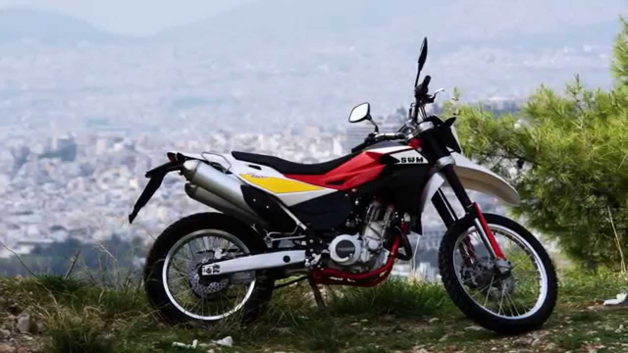 SWM RS 650R - YouTube