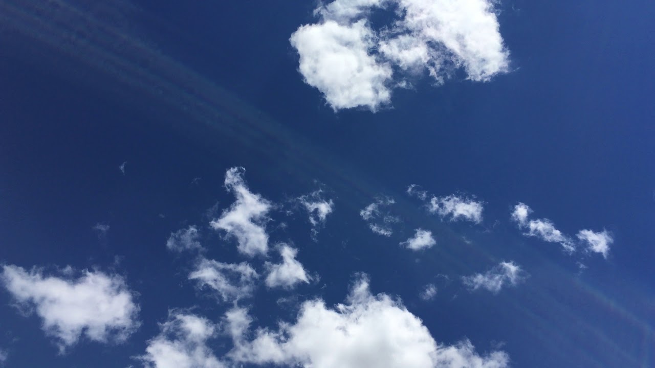 Clouds and Blue sky relaxing background screensaver - YouTube