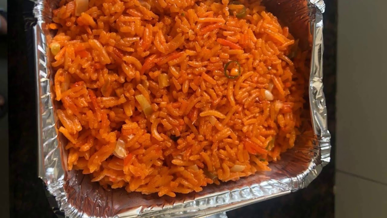 Food distribution by AES (Wadala) amidst lockdown during Covid-19 - YouTube