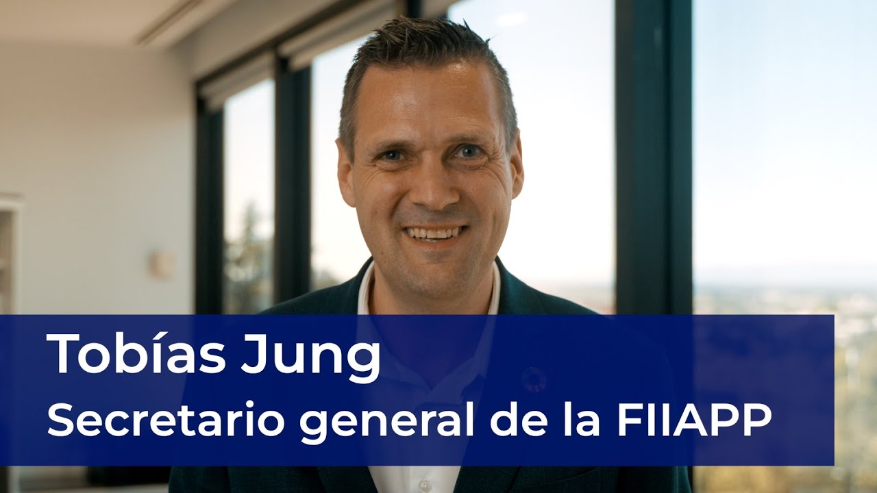 Tobias Jung, secretario general de la FIIAPP - YouTube