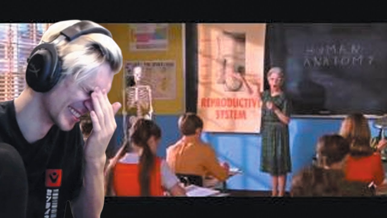 xQc reacts to Austin Powers - Radar Jokes (with chat) - YouTube