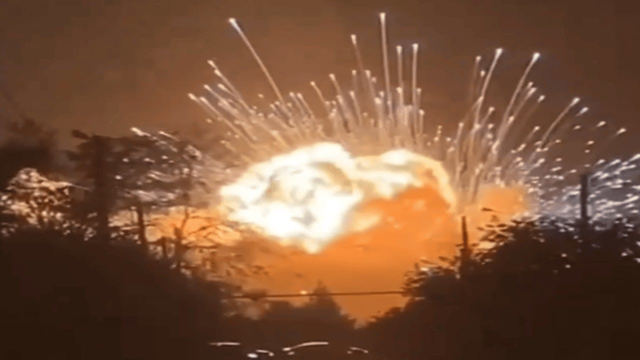 UKRAINIAN DRONES DESTRPYED HUGE RUSSIAN AMMUNITION DEPOT IN TIKHORETSKY ...
