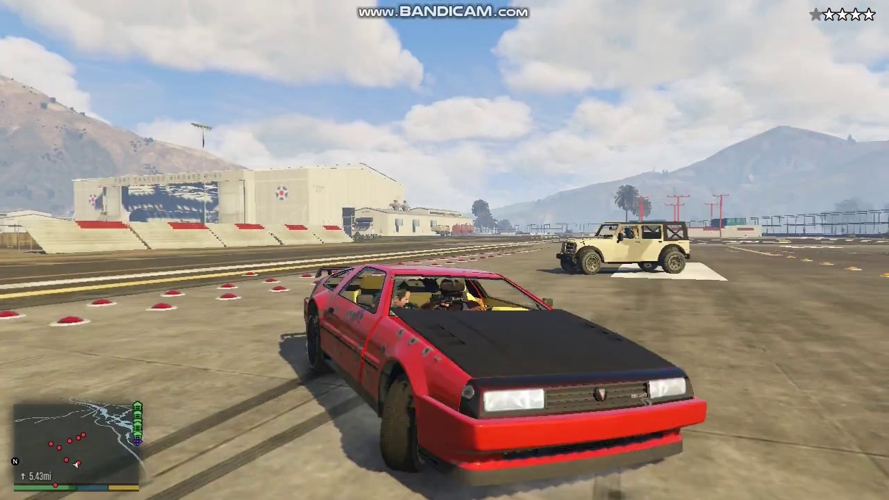 GTA 5 | Franklin & Michael Deluxo Flying Car vs POLICE SWAT NOOSE FIB ...