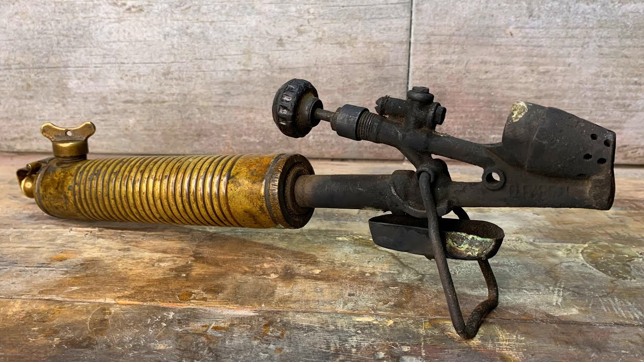 1889 Mini Flamethrower: Restoration and Investigation - YouTube