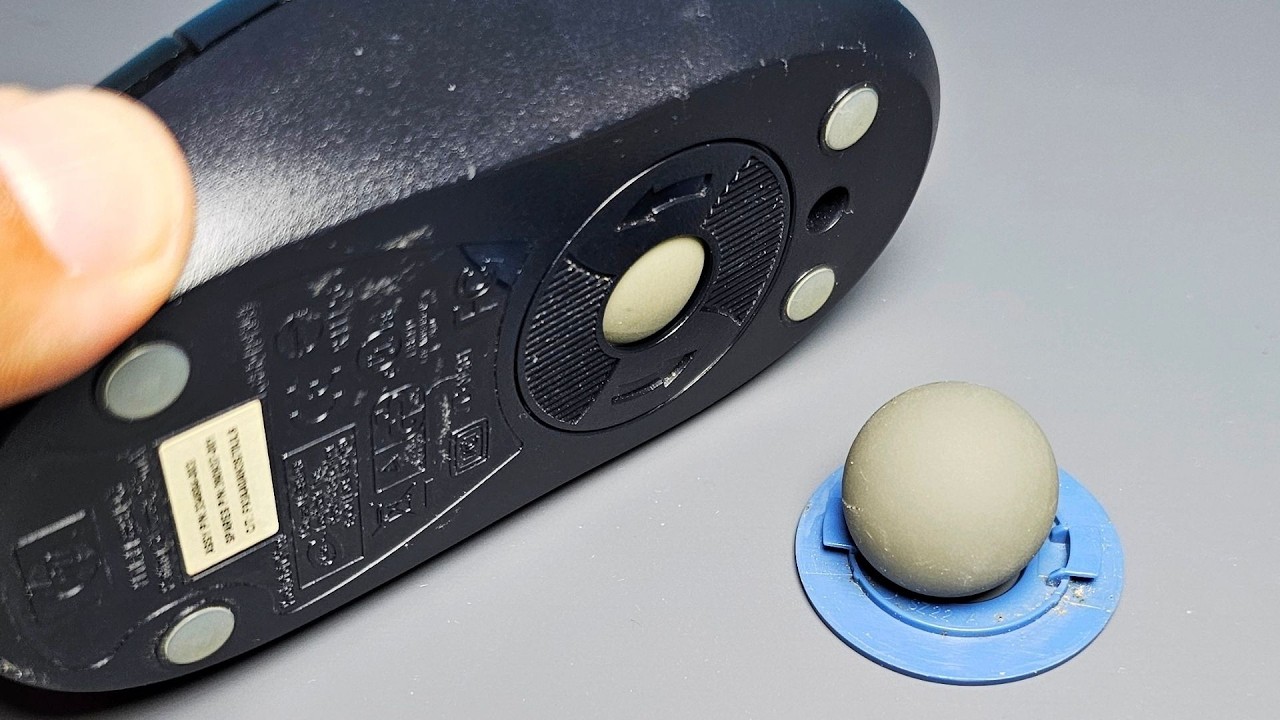 Few People Know This Hidden Secret About Vintage Trackball Mice - YouTube