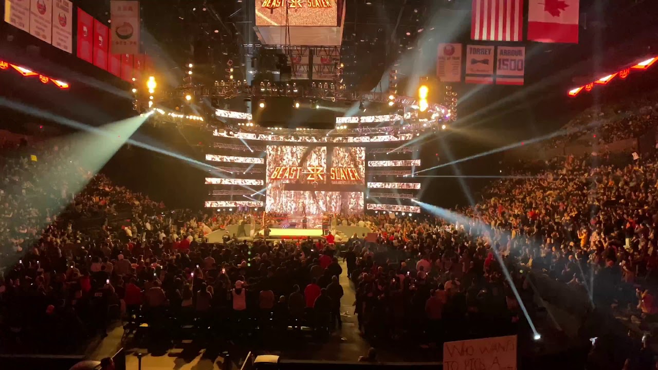 WWE RAW *LIVE* at Nassau Coliseum (part 3) - YouTube