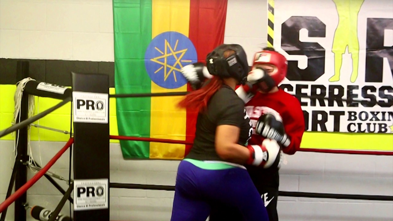 Tamara Tee Moore First Boxing Sparring 2016 - YouTube