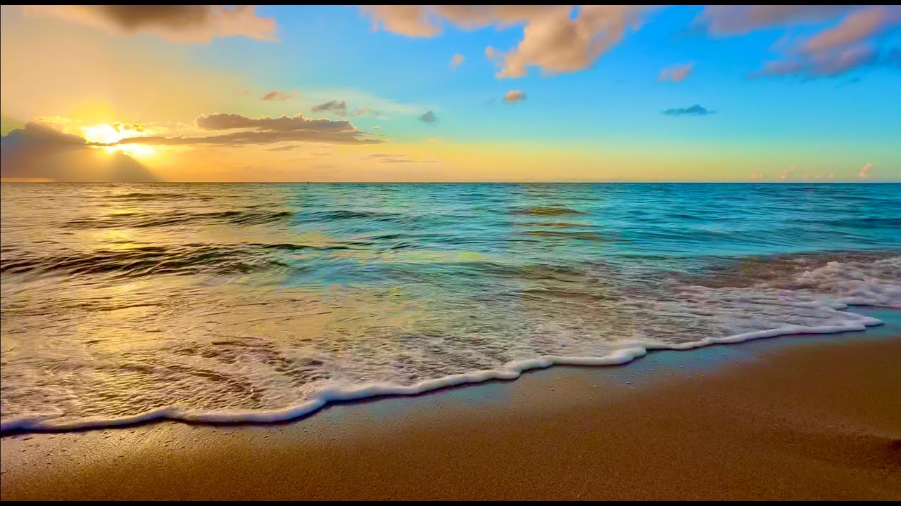4K Gorgeous Ocean Waves on a Beautiful Beach | Relaxing Sea Sounds for ...