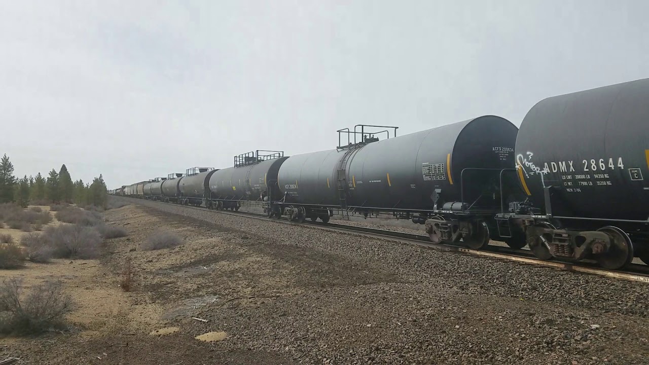 BNSF 9124 NB with a very nice K5LLA - YouTube