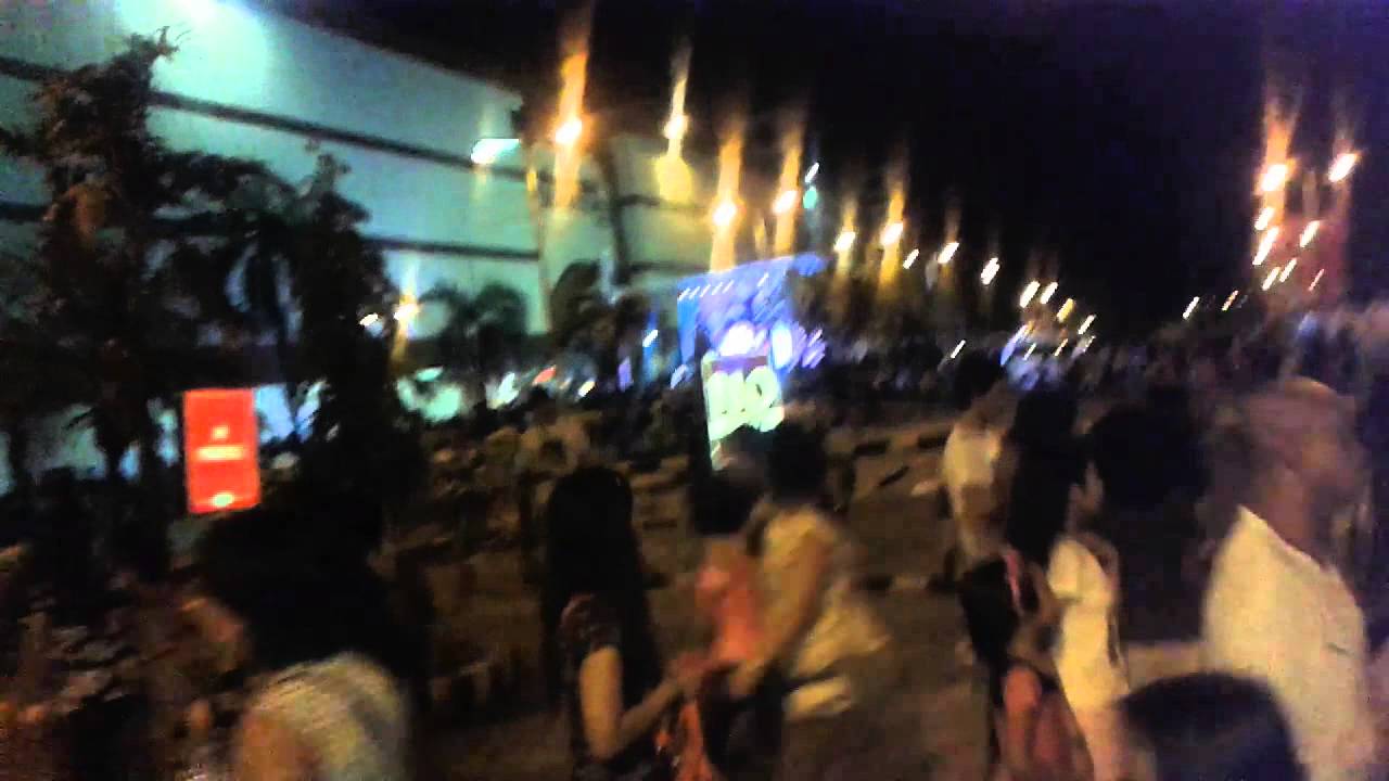 Alden Richard MALL show dinumog ng mga Fans - YouTube
