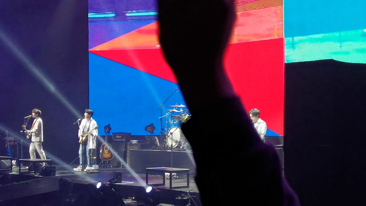 191123 Somehow - Day6 Gravity in Manila - YouTube